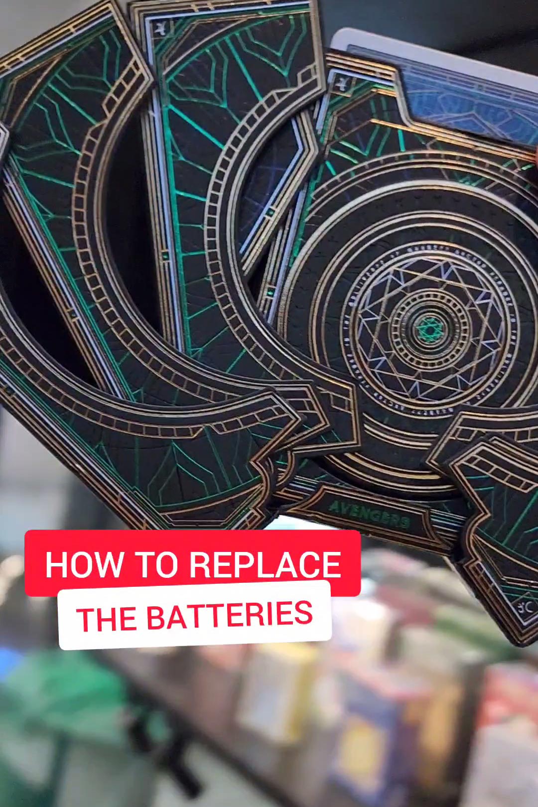 How to replace the batteries of Card Mafia decks – RunIt Decks